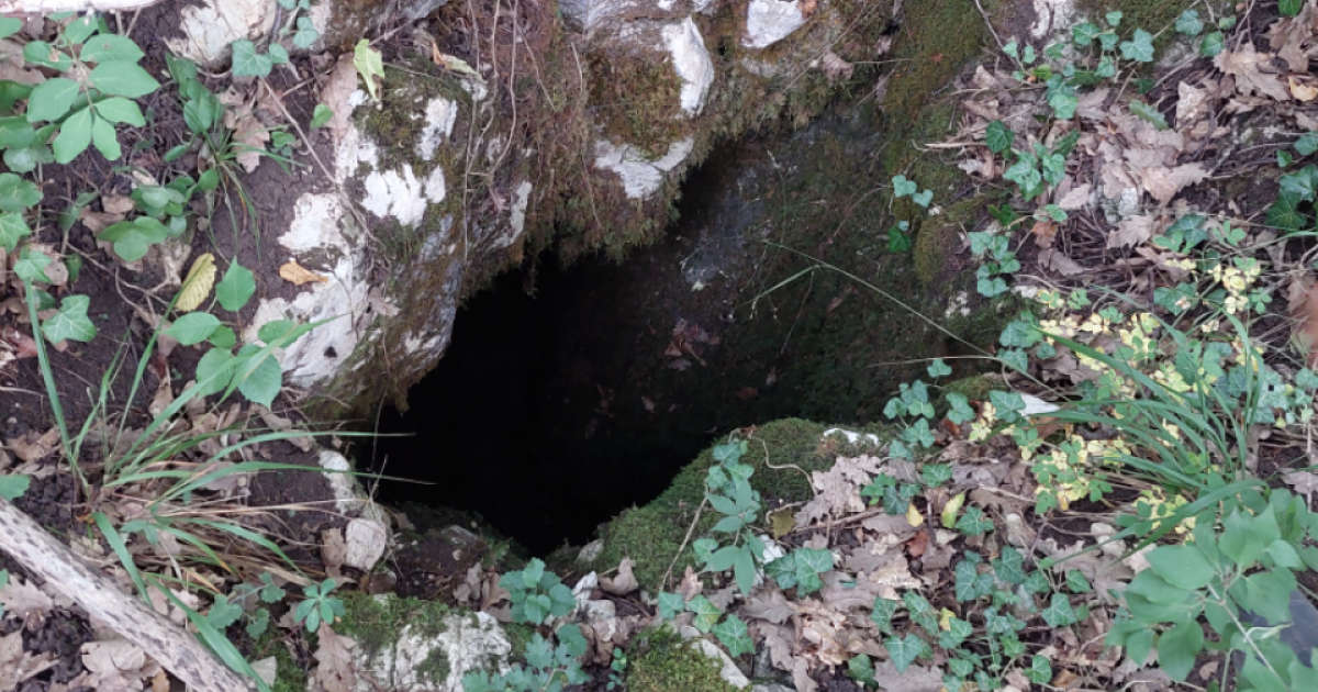 Avenul Frumos | Speologie Romania